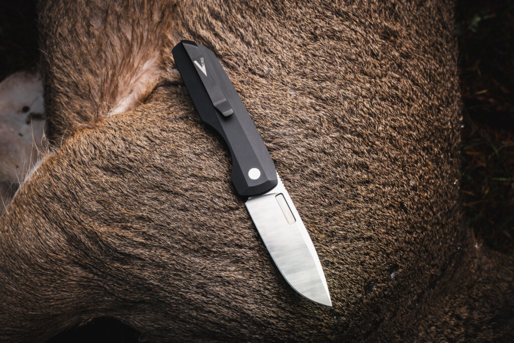 Pro-Tech Knives, Vero Engineering + Pro-Tech Synapse, Auto Knife, Black ...